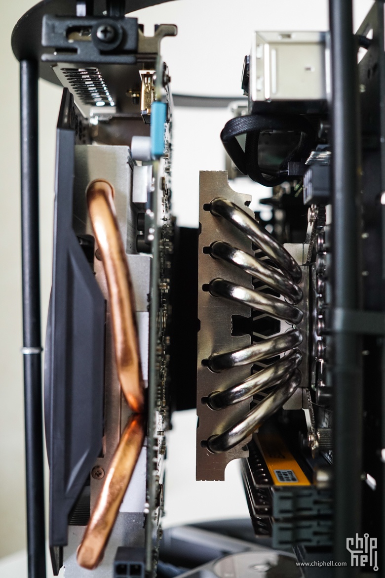 来个圆柱形的机箱SHOW，Black Mac Pro范儿 - 电脑硬件 - Chiphell - 分享与交流用户体验