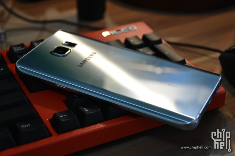 三星 Galaxy Note 5 银色版开箱 掌设笔电 Chiphell 分享与交流用户体验