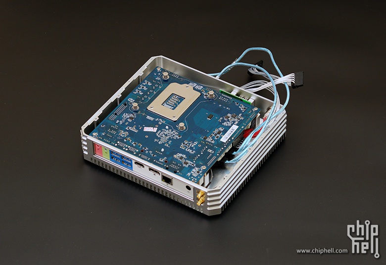 将fanless进行到底，thin mini Itx瘦机箱改版试装 - 电脑硬件 - Chiphell - 分享与交流用户体验
