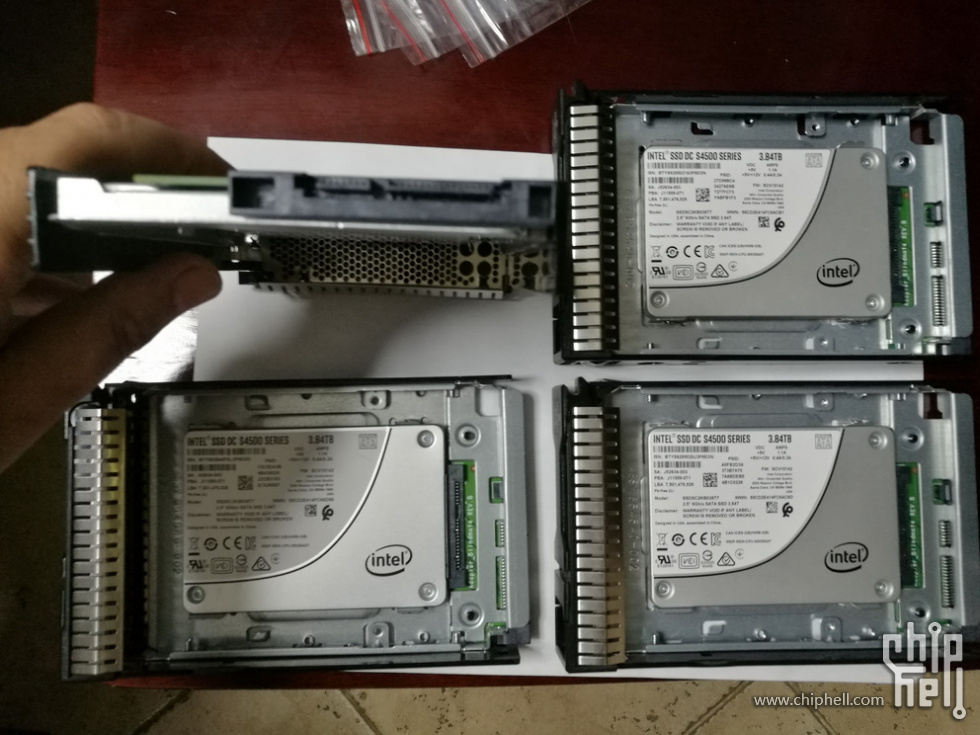 老NAS的第二春：HP MicroServer Gen8 升级纯固态 - 电脑硬件 - Chiphell - 分享与交流用户体验