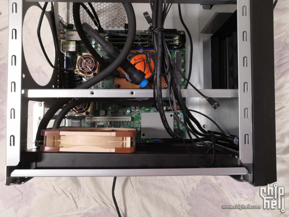 8盘热插拔mATX工作站机箱---银欣SilverStone CS381装机 - 电脑硬件 - Chiphell - 分享与交流用户体验