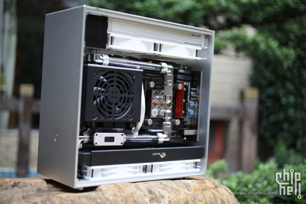 Can anyone ID this sandwich case from chiphell? : r/sffpc