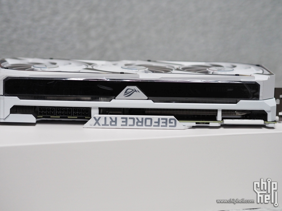 ASUS STRIX RTX 3090 高达联名款显卡开箱速拍 - 旧帖归档 - Chiphell - 分享与交流用户体验