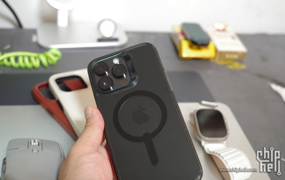 Iphone14 pro max 的手机壳 分享2款 - 原创分享(新) - Chiphell - 分享与交流用户体验