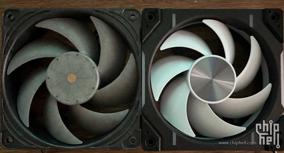 想买RGB版T30（D30）风扇的注意了.. 这个风扇的RGB版本是真的辣鸡，和T30毫无关系 - 电脑讨论(新) - Chiphell - 分享与交流用户体验
