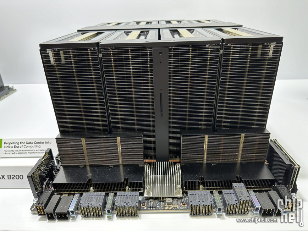 酷冷至尊 V8 3DVC Computex 2024版 - 电脑讨论(新) - Chiphell - 分享与交流用户体验