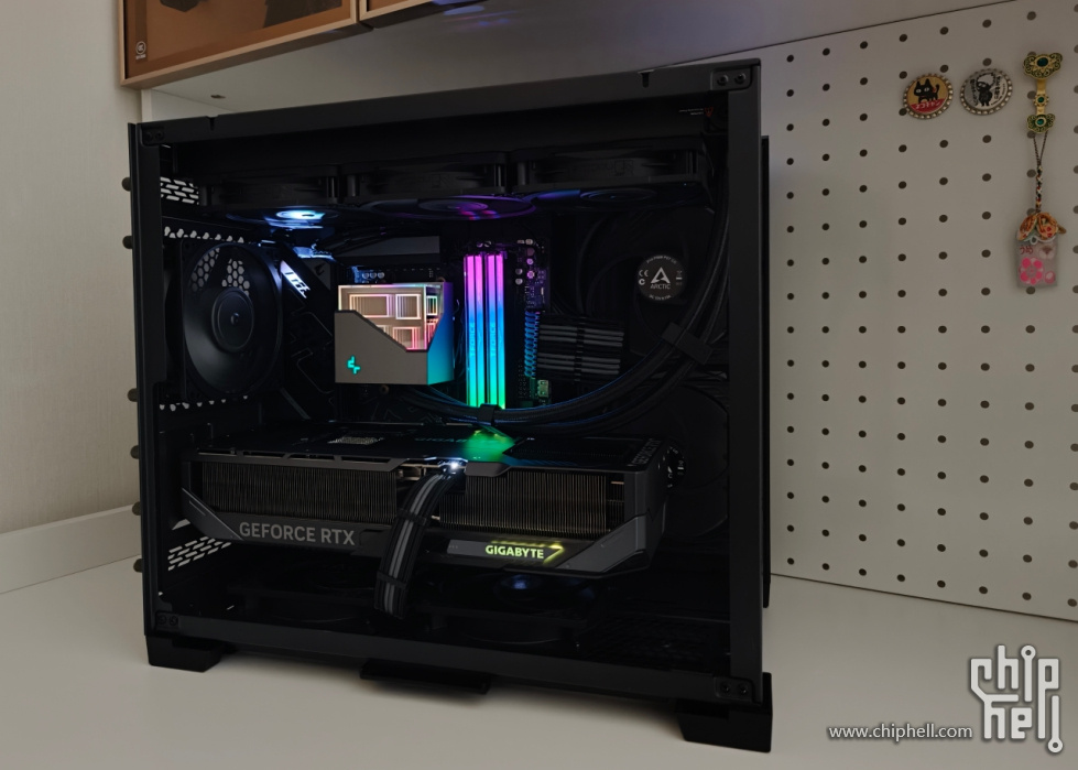 海盗船SF750 顺利带上了9950x3D + 5090D v2 - 电脑讨论(新) - Chiphell - 分享与交流用户体验